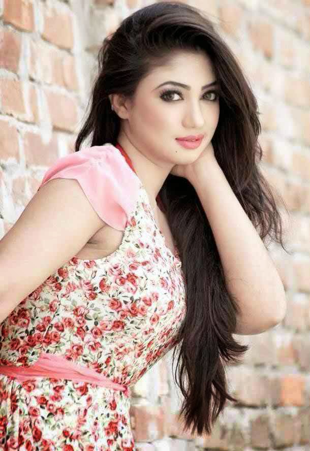 Book / Hire MODEL Achol Akhe for Events in Best Prices - StarClinch