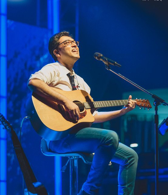 Book / Hire SINGER Anupam Roy for Events in Best Prices - StarClinch