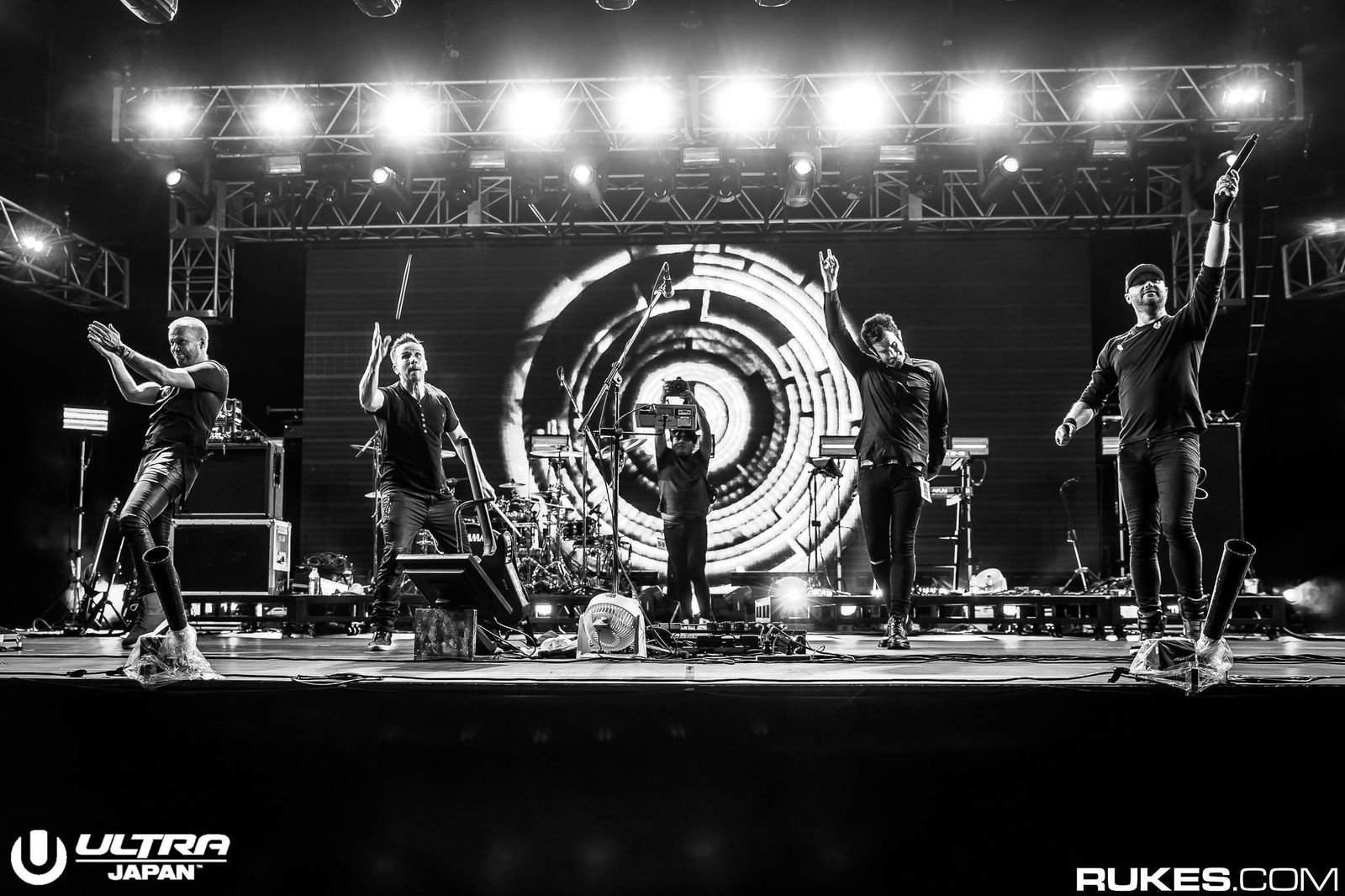 Book / Hire LIVE BAND Eccentric Pendulum for Events in Best Prices ...