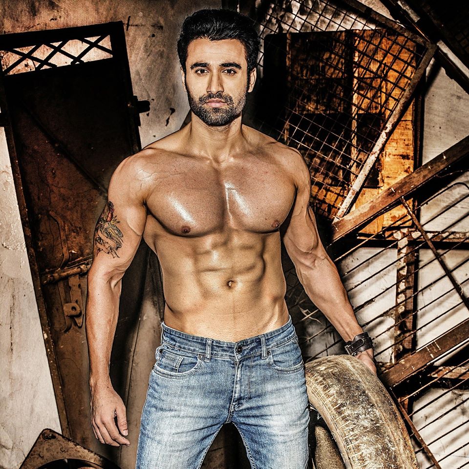 Book / Hire MODEL Jimmy Sharma for Events in Best Prices - StarClinch