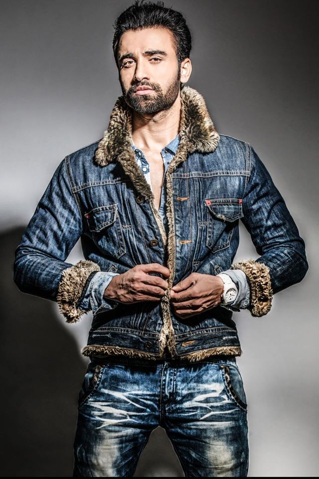 Book / Hire MODEL Jimmy Sharma for Events in Best Prices - StarClinch