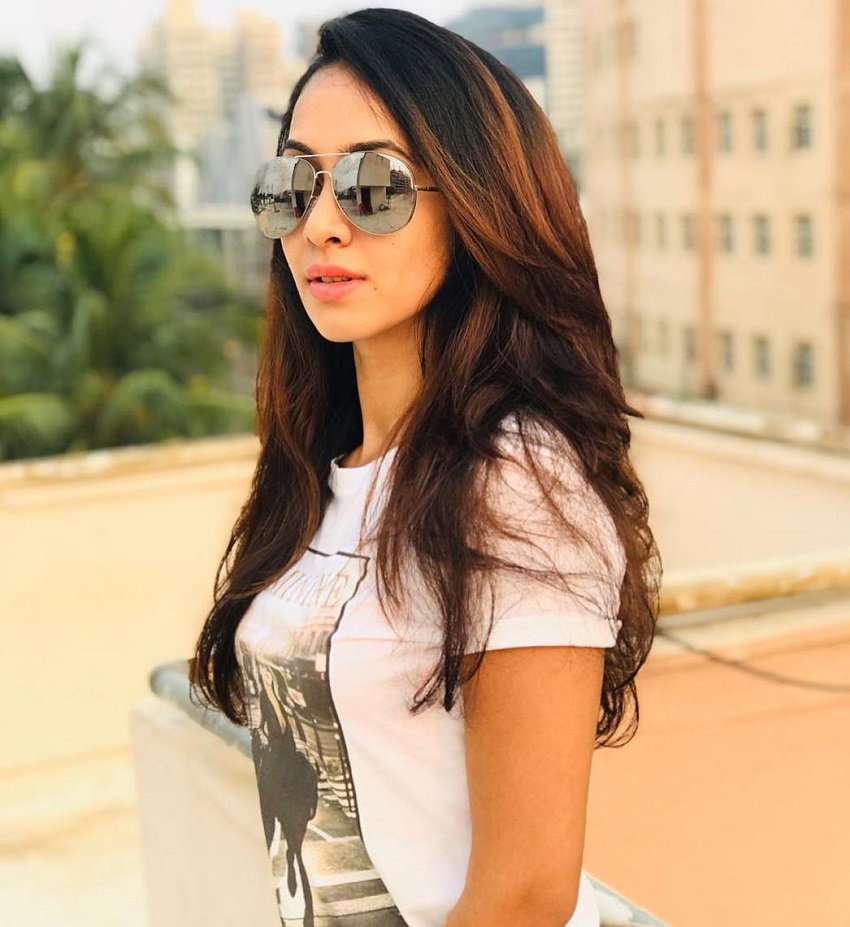 Book / Hire CELEBRITY APPEARANCE Minal Mogam for Events in Best Prices ...