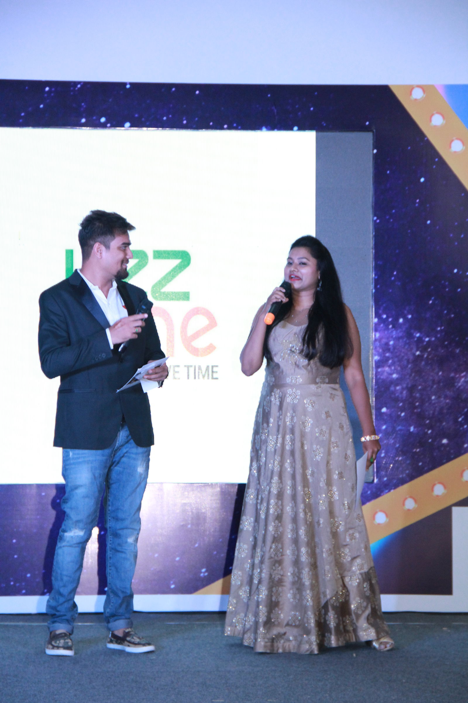 Book / Hire ANCHOR/EMCEE RJ Sid for Events in Best Prices - StarClinch