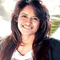 Book / Hire SPEAKER Rohini Iyer for Events in Best Prices - StarClinch