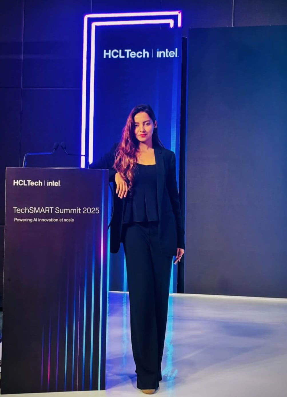 Contrata a ANCHOR/MAESTRO DE CEREZAS Twinkle Sanghi para eventos al ...