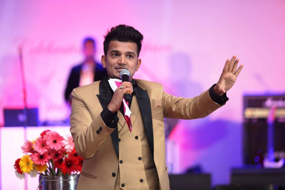 Lights, Mic, Action! Meet India’s Finest Event Anchors and Emcees
